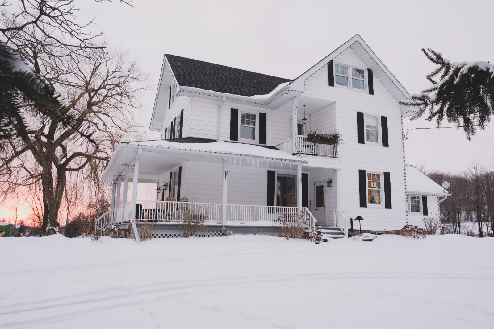 HOW TO PREP FOR YOUR HOLIDAY EXPERIENCE AT SOUTH CROSS - maryzitapayne.ca